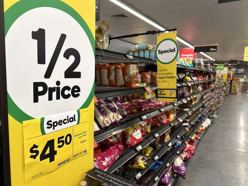 Woolies denies bare shelves as strike enters new week | Shepparton News