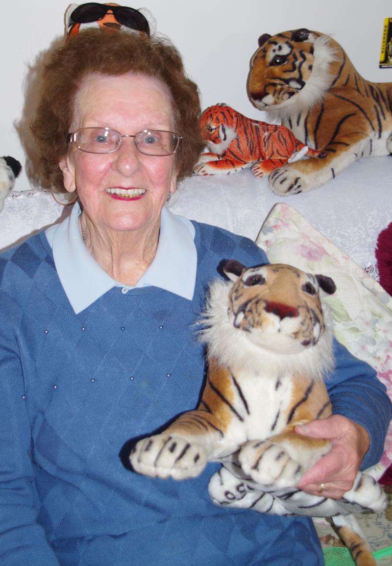 Eileen McDonald celebrates 90 years. | Riverine Herald