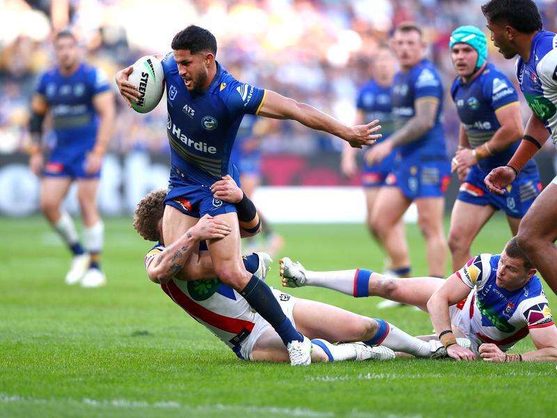 Newcastle-bound Brown gifts Knights NRL wooden spoon | Kyabram Free Press