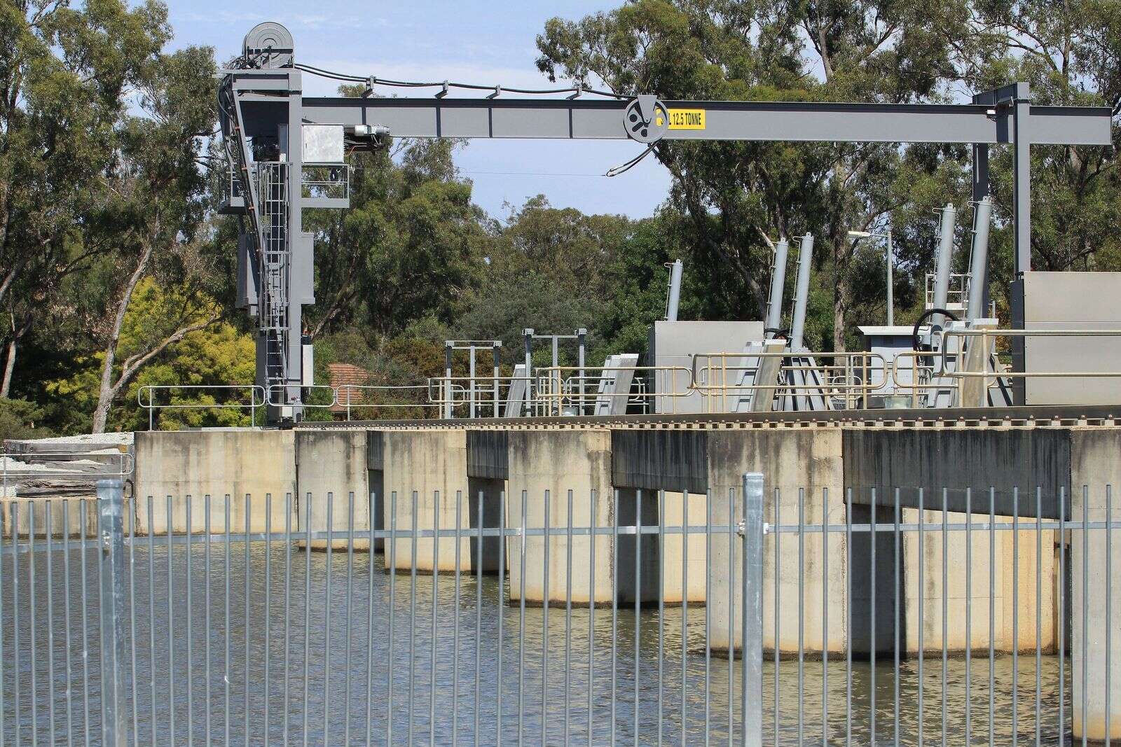Torrumbarry Weir pool levels lowering to begin | Riverine Herald