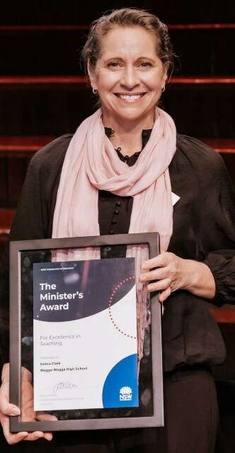 Debbie honoured for education excellence | Dairy News Australia