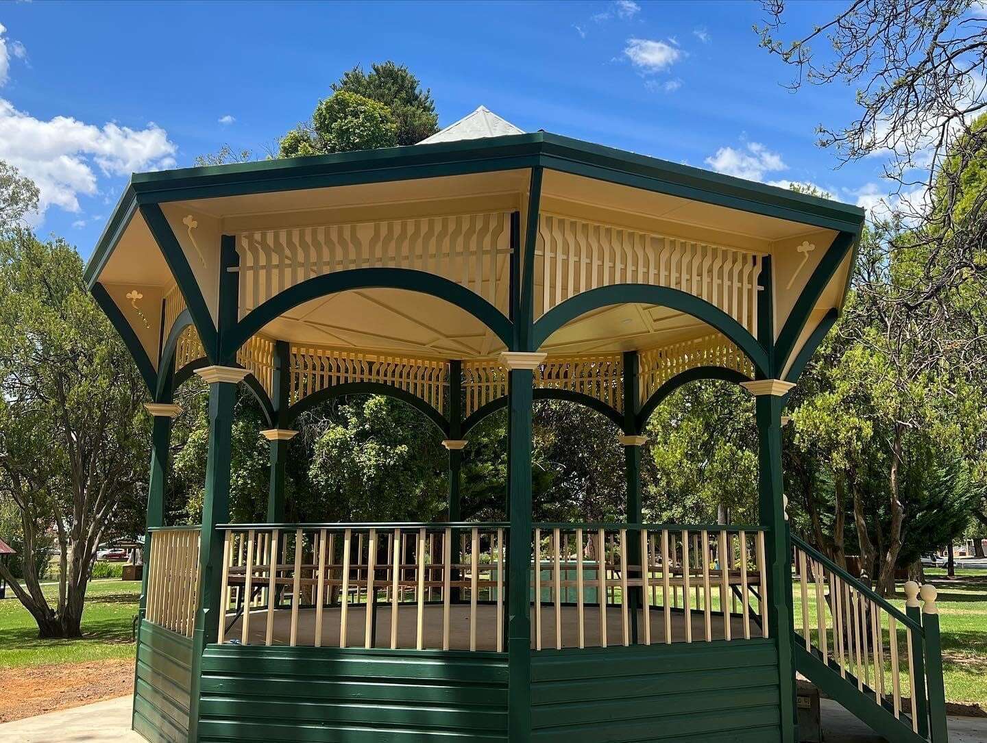 Waring Gardens rotunda back in all its glory | Deniliquin Pastoral Times