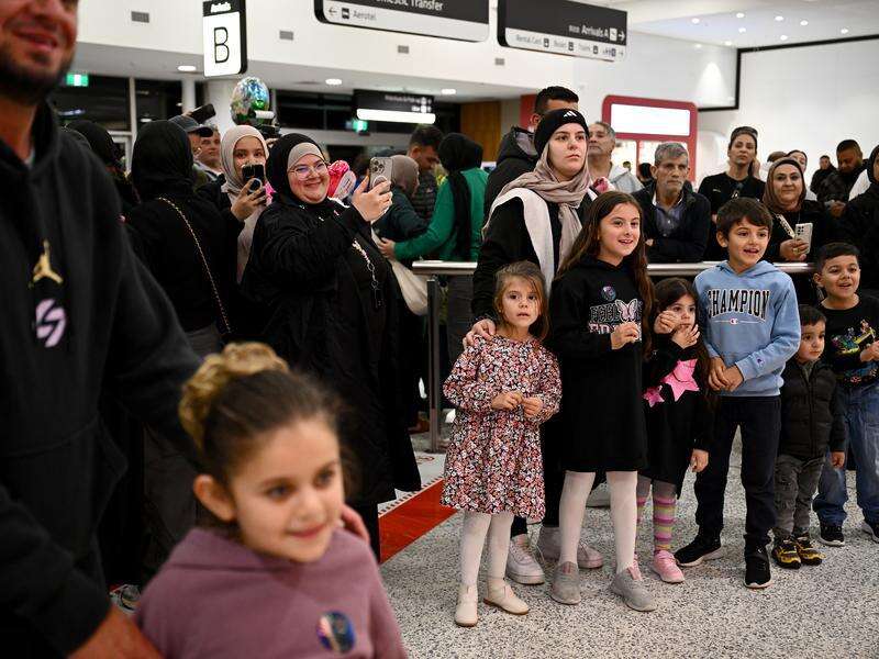 Final Australian evacuation flights leave Lebanon | Shepparton News