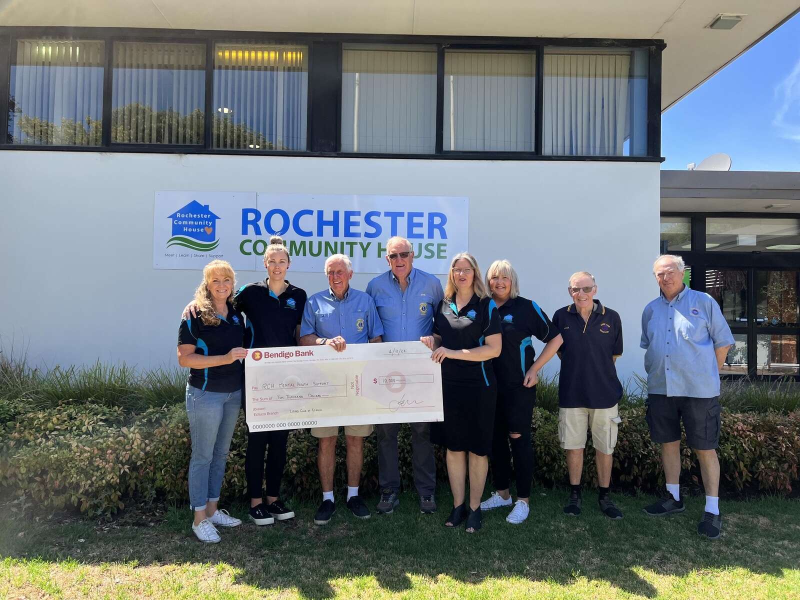 Donation boost for Rochy Community House | Riverine Herald