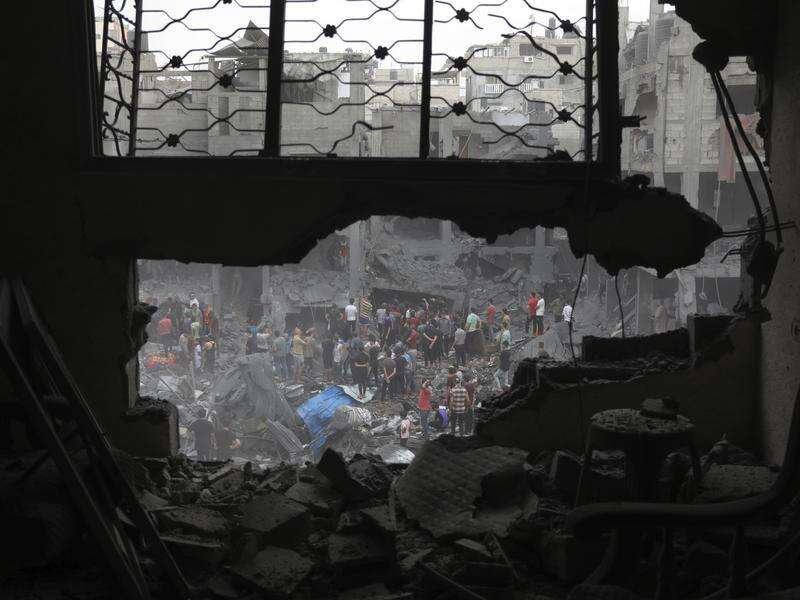 Israel steps up ground attacks, Hamas vows 'full force' | Country News