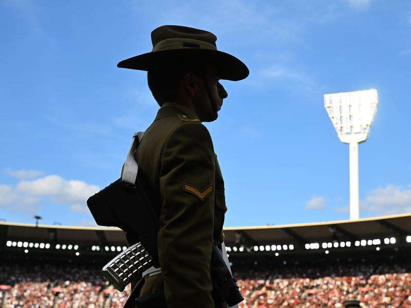 Record crowd, AFL players relish Anzac Day match | Benalla Ensign