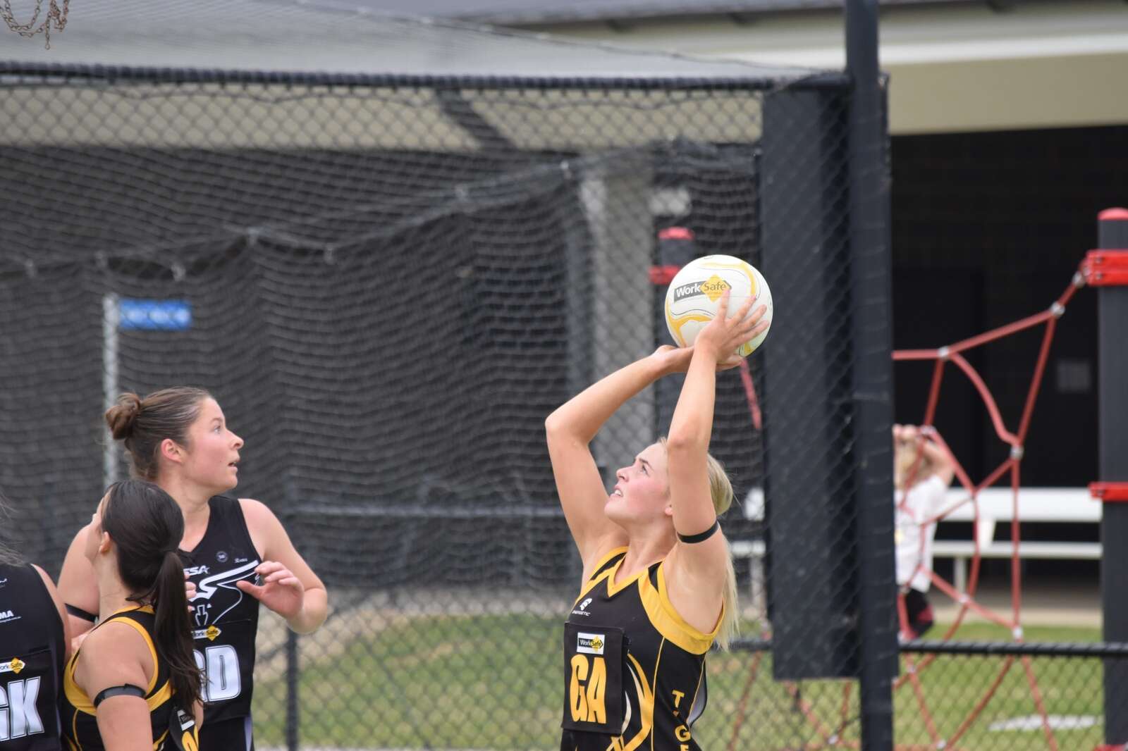 Winning streaks grow in Murray Netball League | Shepparton News