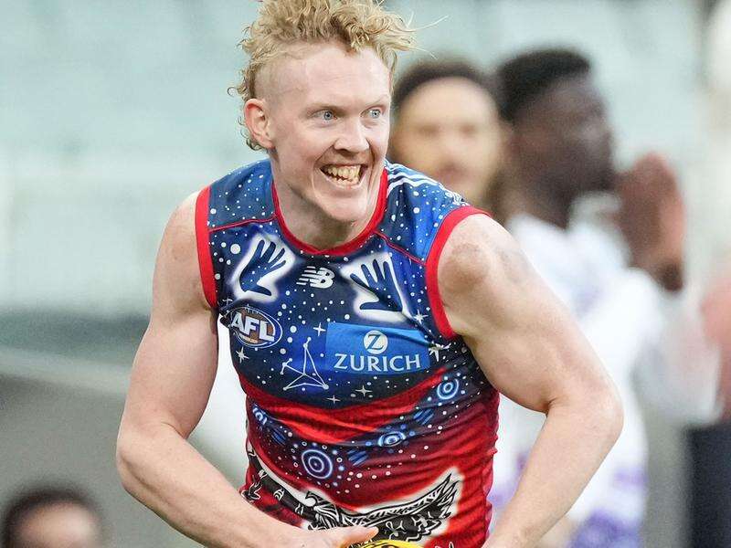 Oliver re-signs with Demons until 2030 | Benalla Ensign