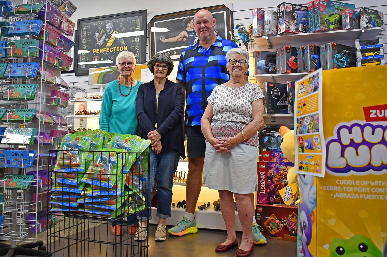 Ky’s Santa needs help putting presents under trees | Seymour Telegraph