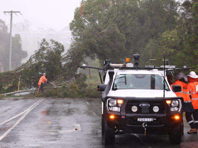 Calm before the storm as cyclone lurks off coast | Shepparton News