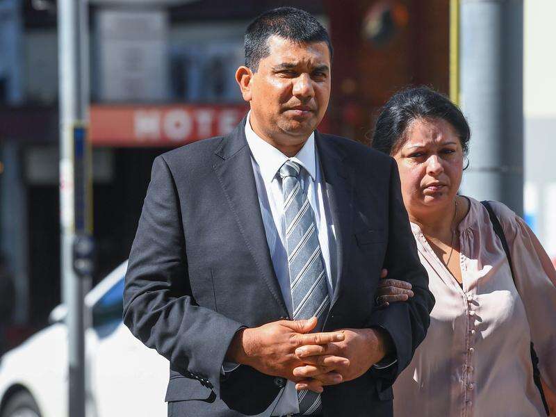 Men in Qld trial for importing cocaine | Country News
