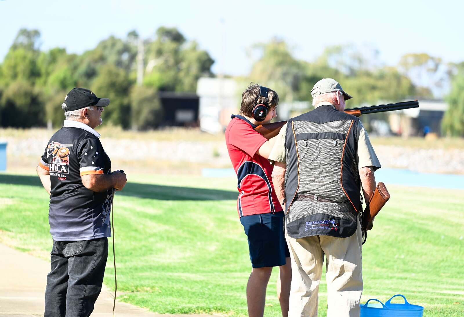 Student program gives taste of clay target shooting | Riverine Herald