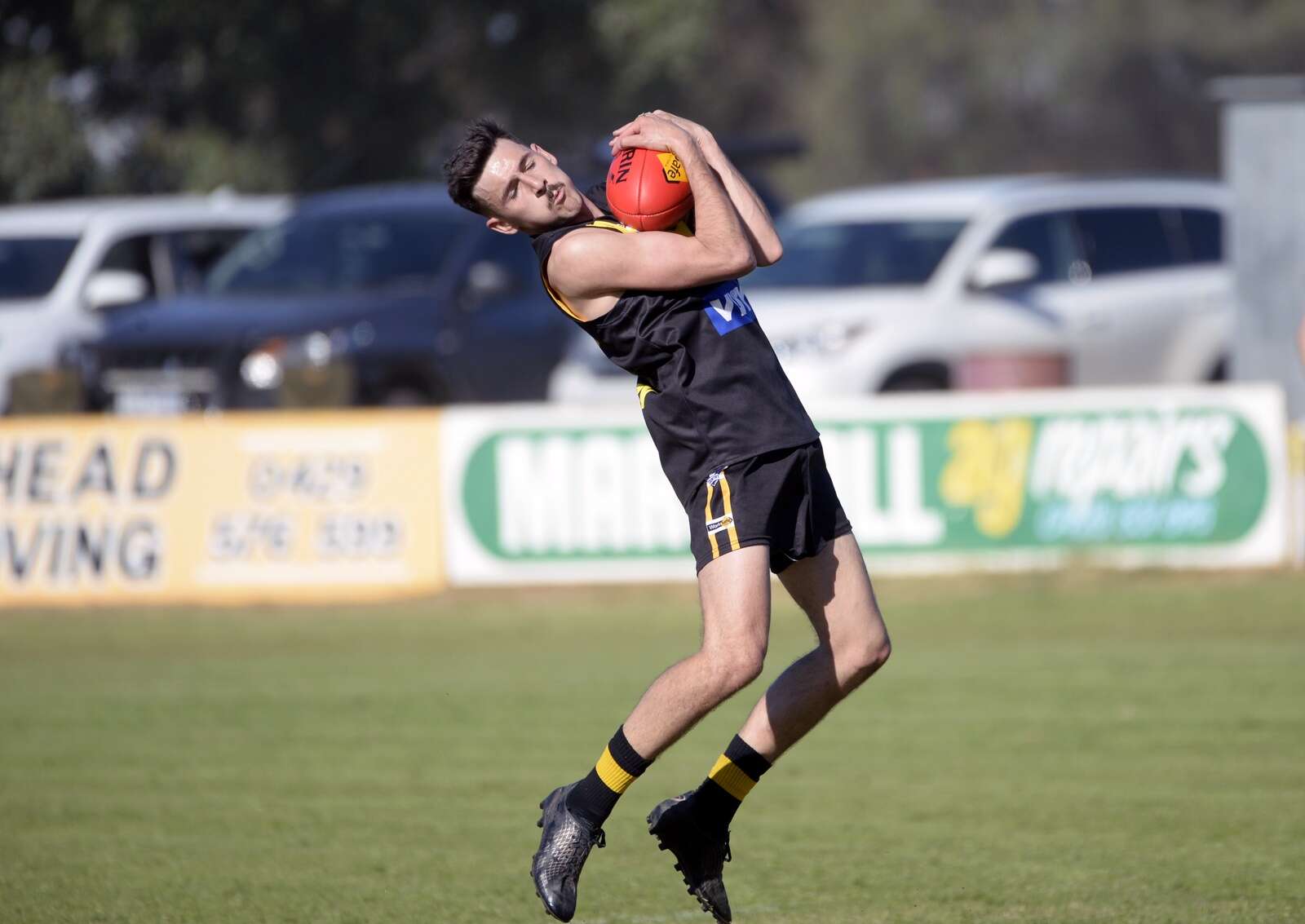 MFL | Gallery | Cobram claws its way to big dance, Moama shocks Tongala ...
