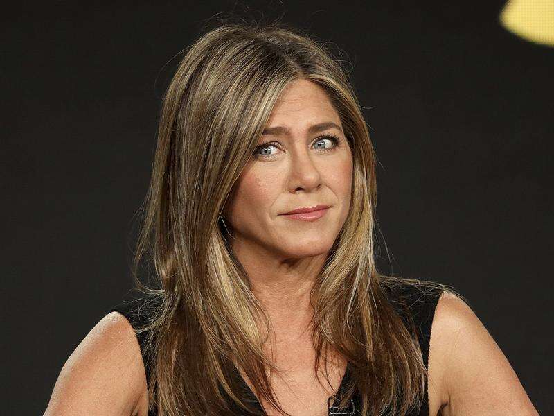How Jennifer Aniston overcomes 'extreme fear' of flying | Cobram Courier