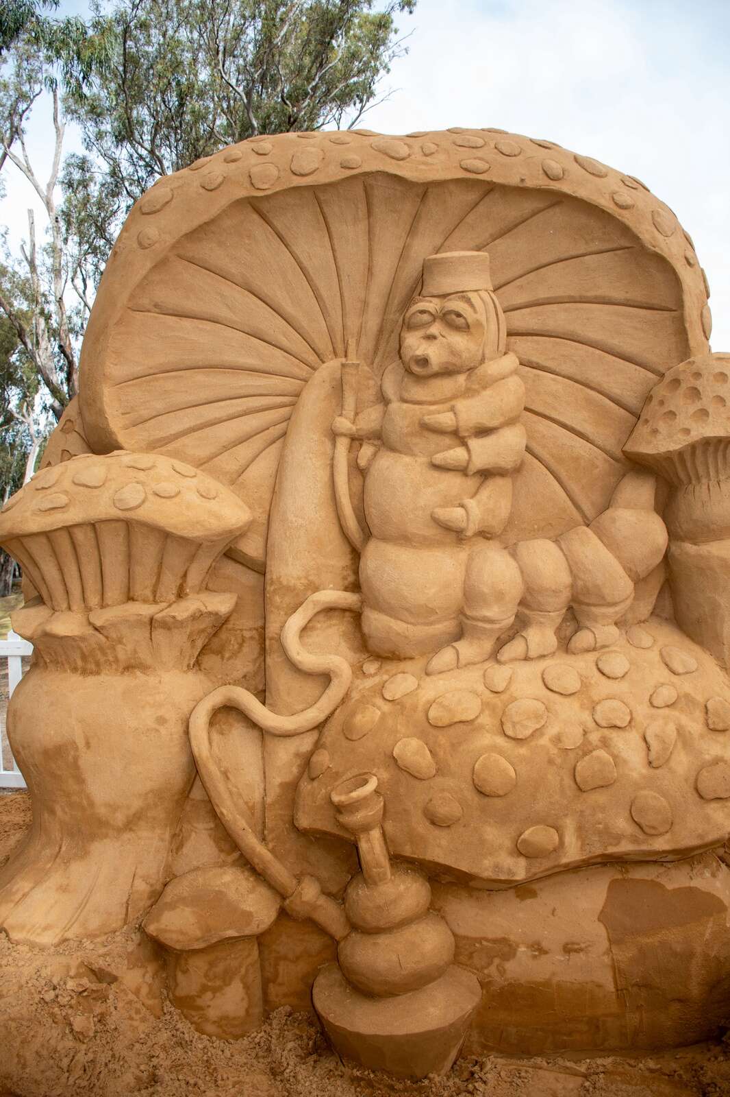 Wonderland on the Murray, sand sculpture trail to open this weekend ...