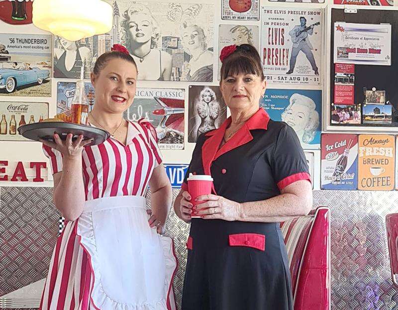 Excellence in Customer Service (Business): Red Rose Diner | Deniliquin ...