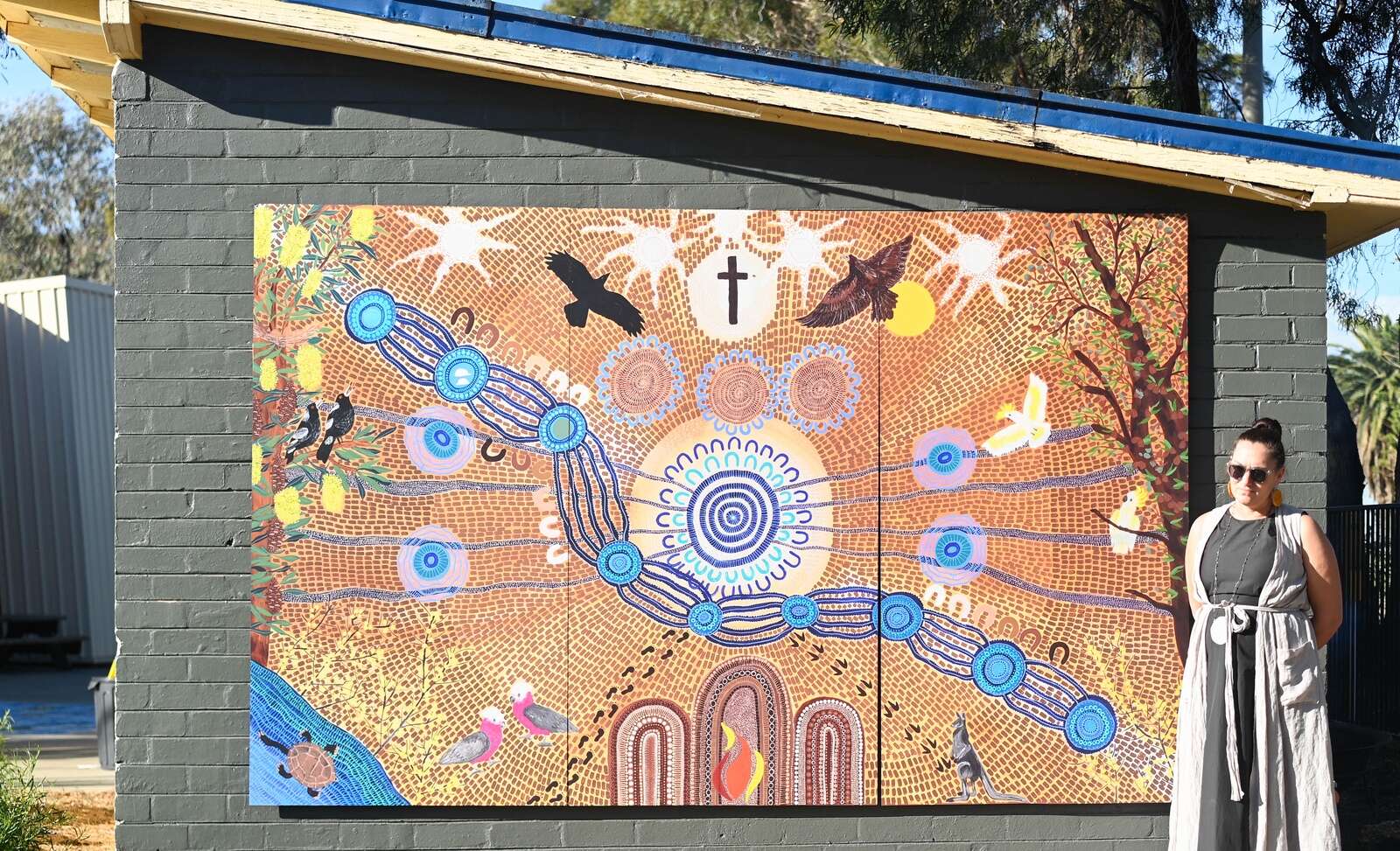 Students’ stories shine through school mural | Seymour Telegraph