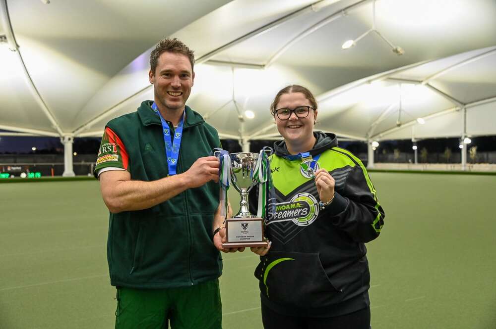 Sidebottom and Cartwright carve up the greens to win Victorian Indoor ...