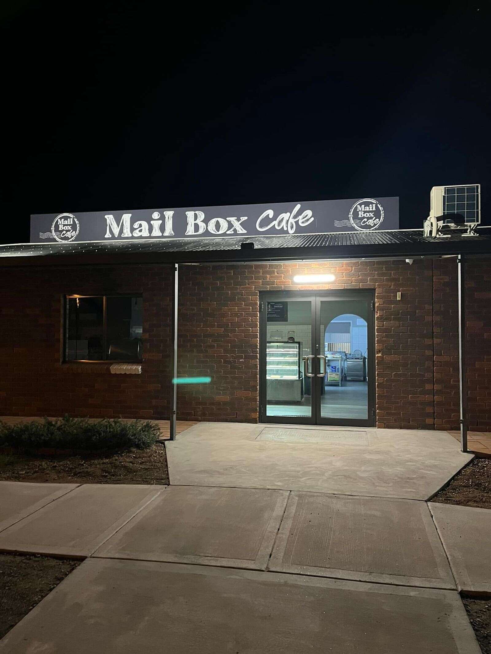 New Mail Box Cafe open in Strathy | Cobram Courier