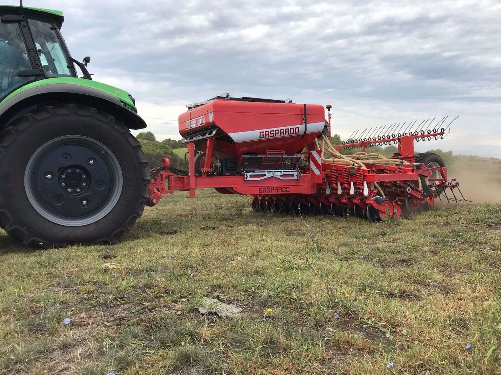 Cutting-edge seed drill built for conditions | Country News