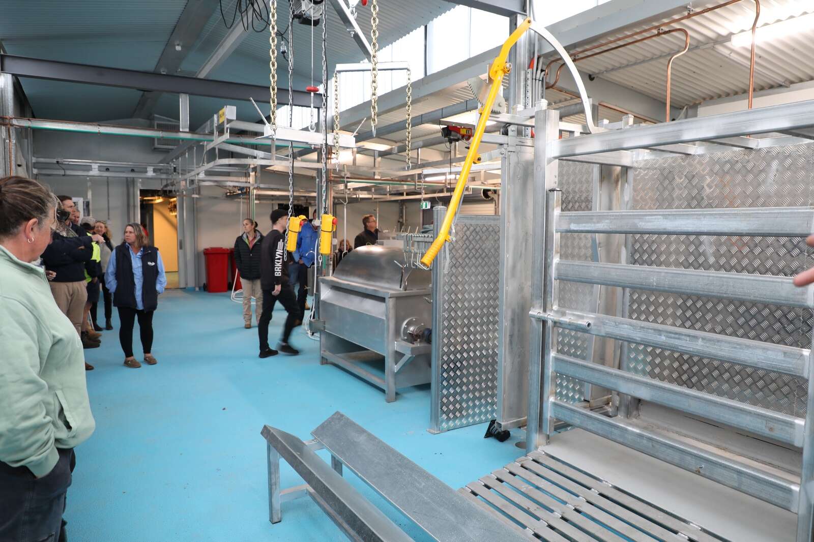 Micro abattoir tour excites | Dairy News Australia