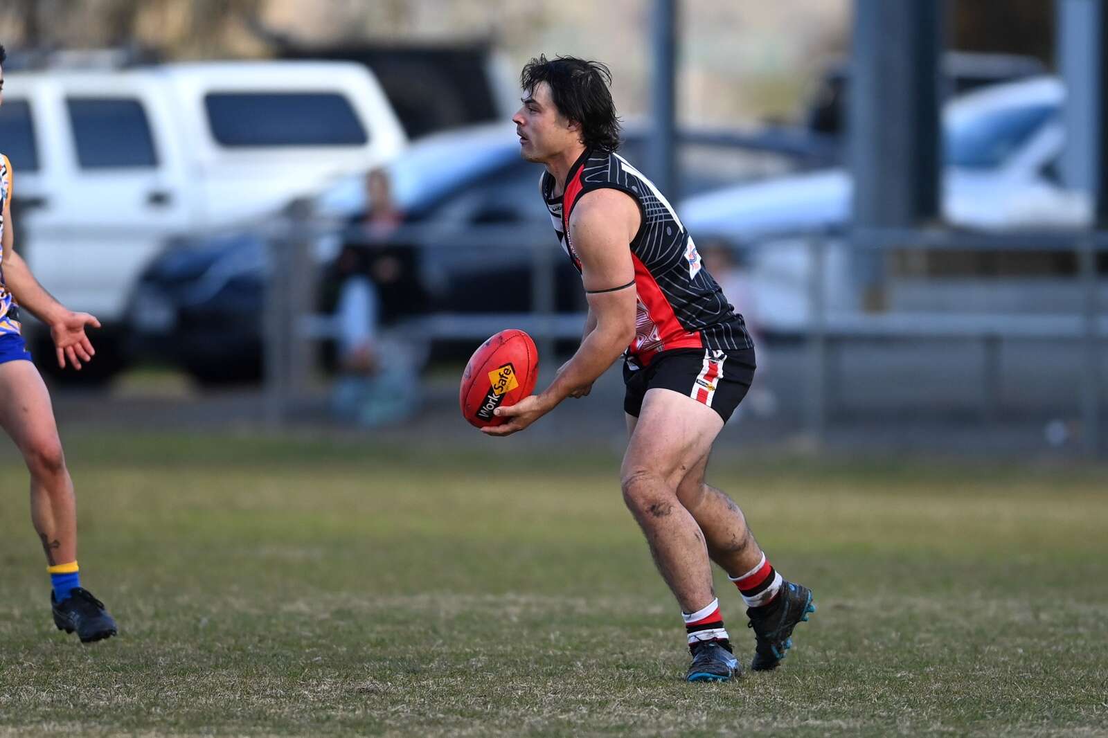 Lakers bounce back on field, emerge as threat on court after huge round ...