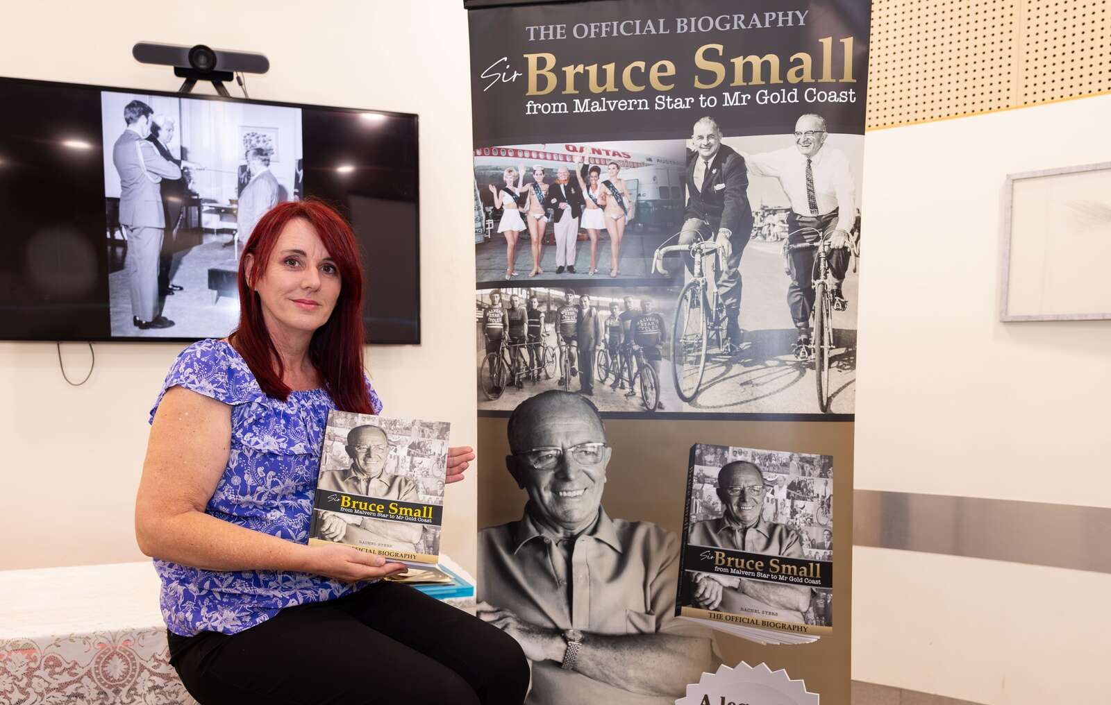Author brings new biography about Aussie icon to Echuca | Benalla Ensign
