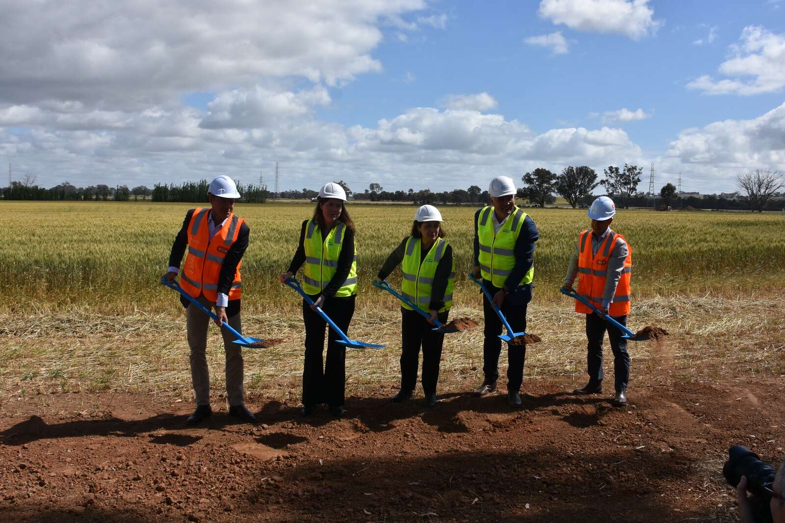 Sod off and running for energy coup | Cobram Courier