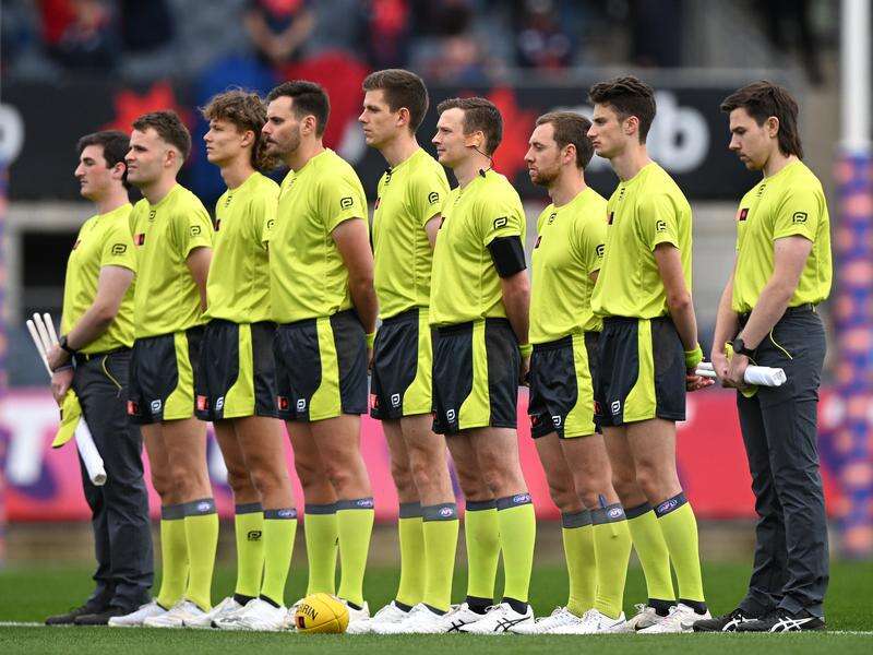 AFL goes from three to four field umpires in 2023 | Dairy News Australia