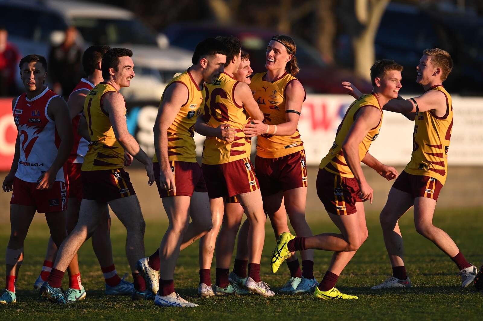 ‘Tale of two halves’ spins the Bears’ way after a second half salvo ...