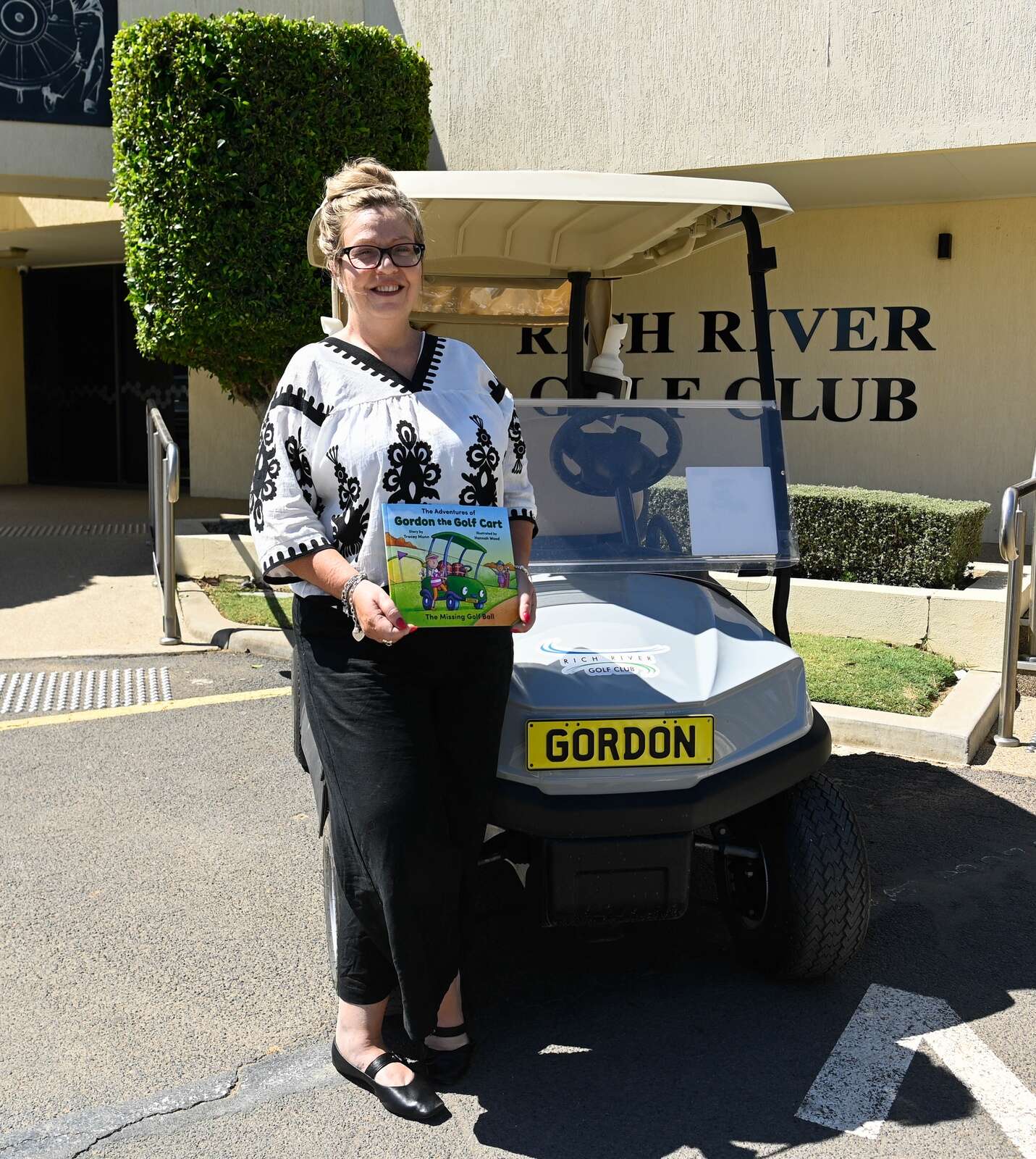 Tracey Munn's children's book launch at Rich River Golf Club | Riverine ...