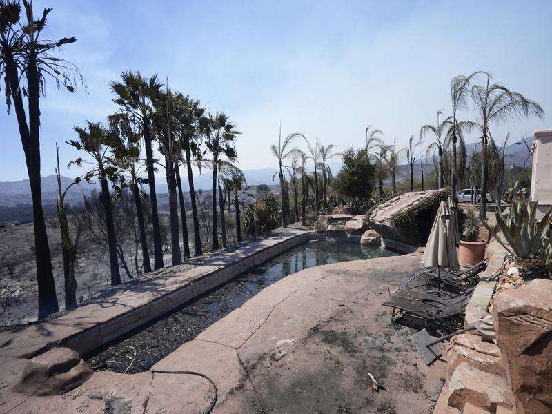 Wildfires scorch southern California hillside homes | Shepparton News