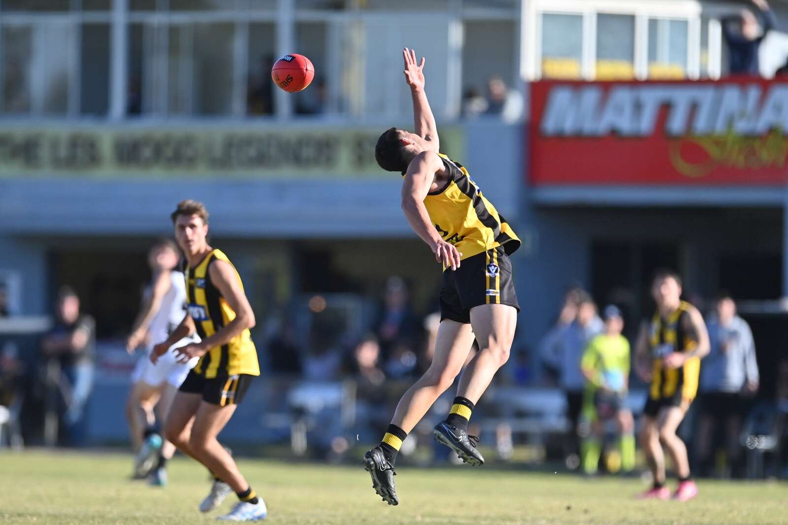 ‘Competitive beast of a game’ proves to be the drawcard in a black and ...