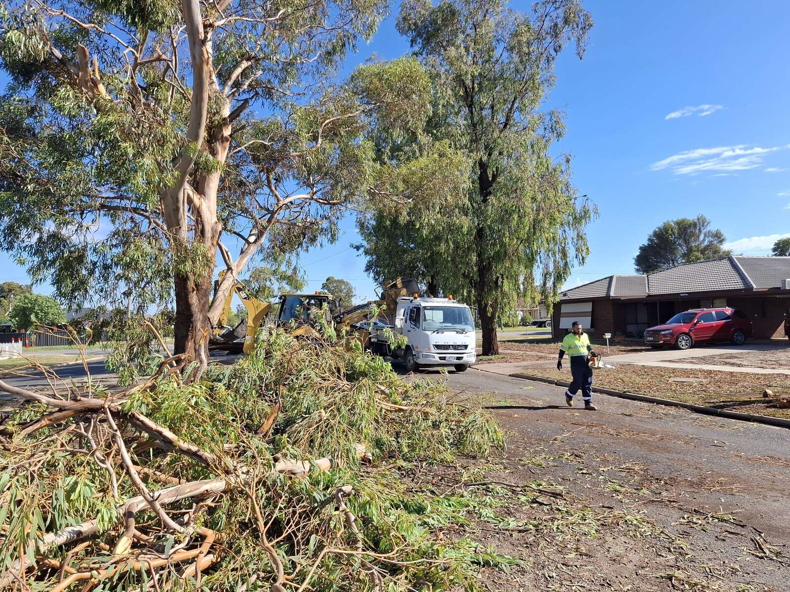 Torrential rain and winds wreak isolated havoc | Riverine Herald