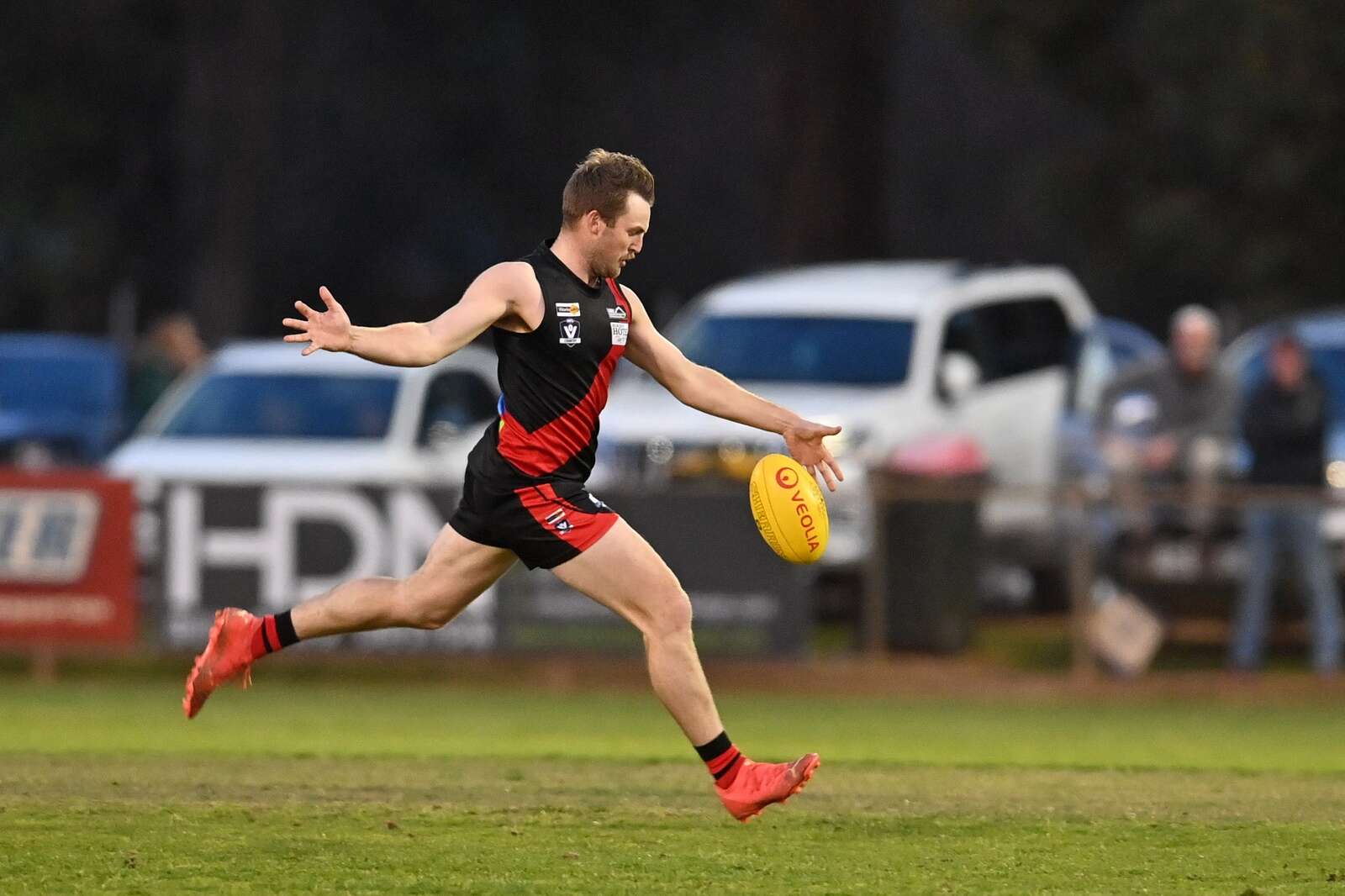 Whitford turns defence into attack | Kyabram Free Press