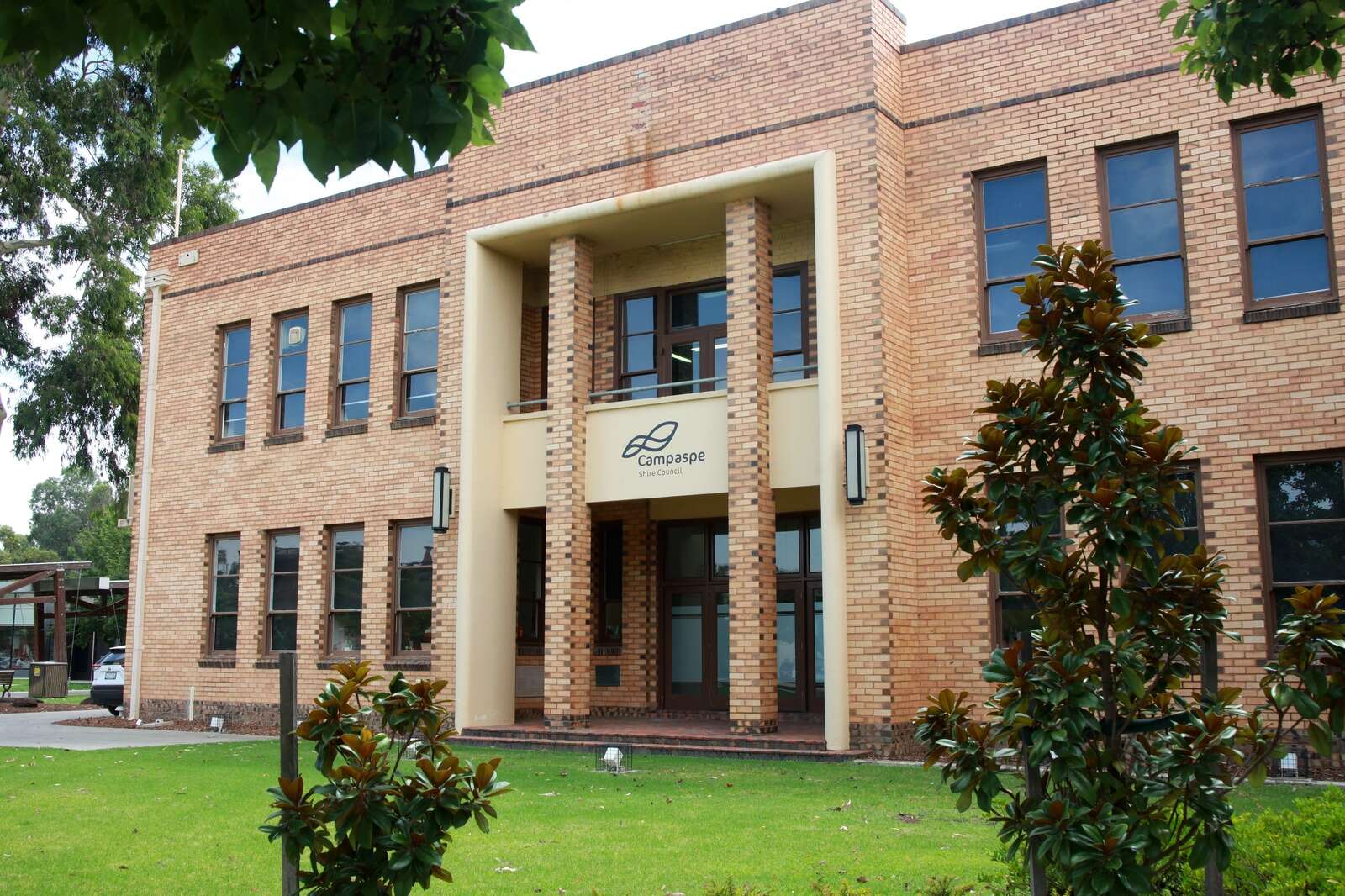 Campaspe enjoys debt-free window ahead of multimillion-dollar capital ...