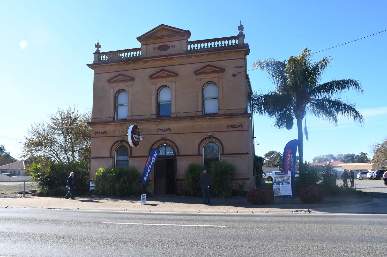 Wunghnu Tavern sold | Country News