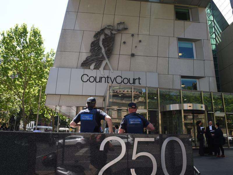 Fake lawyer avoids jail on migration scam | Country News