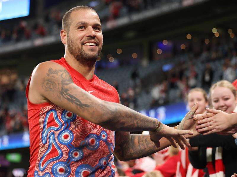 'All-time great' Buddy to celebrate landmark 350 games | Country News