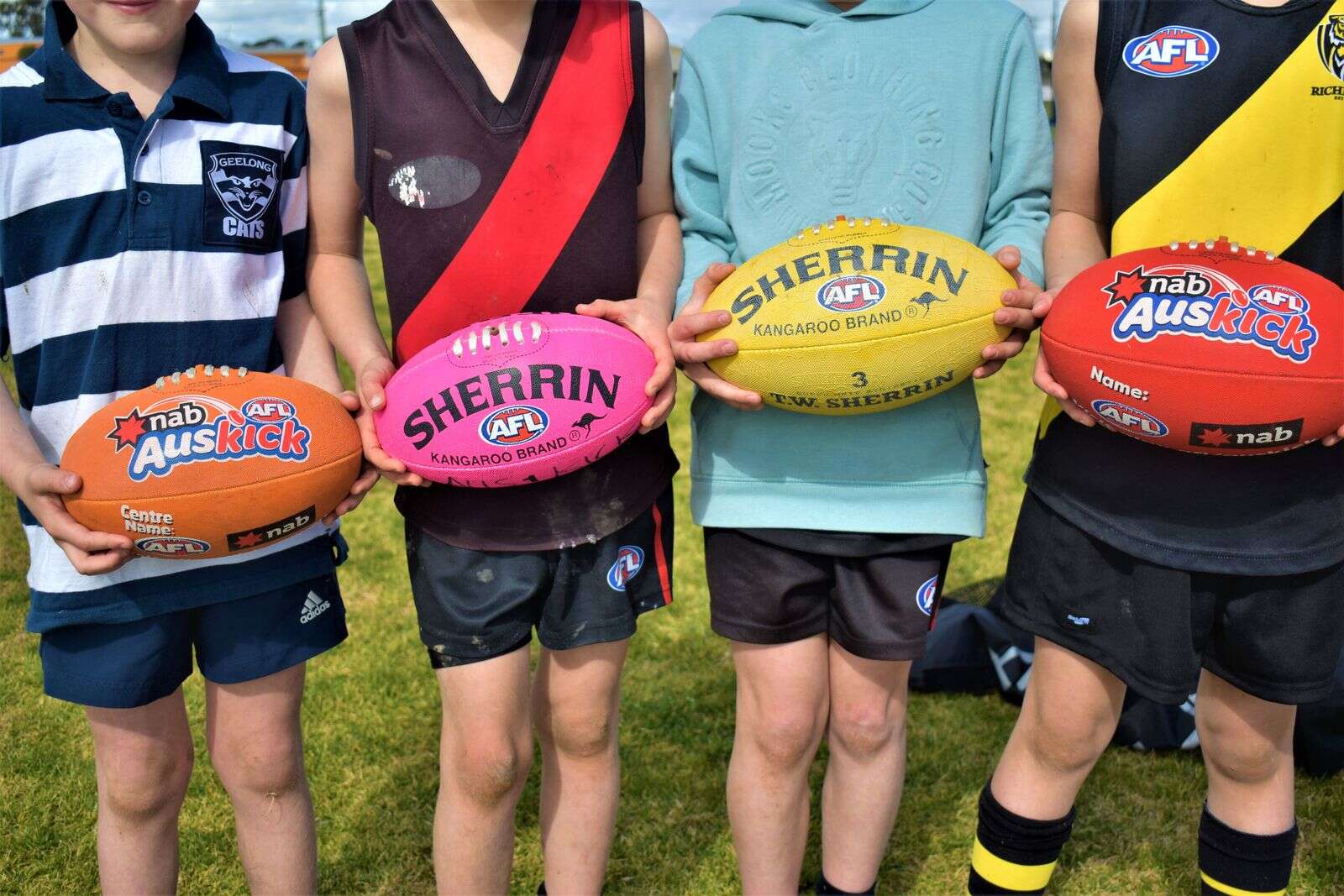 Blighty thirds report: | Country News