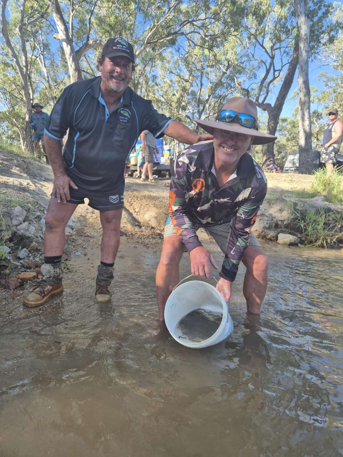 25,700 fingerlings flood Murray River | Dairy News Australia