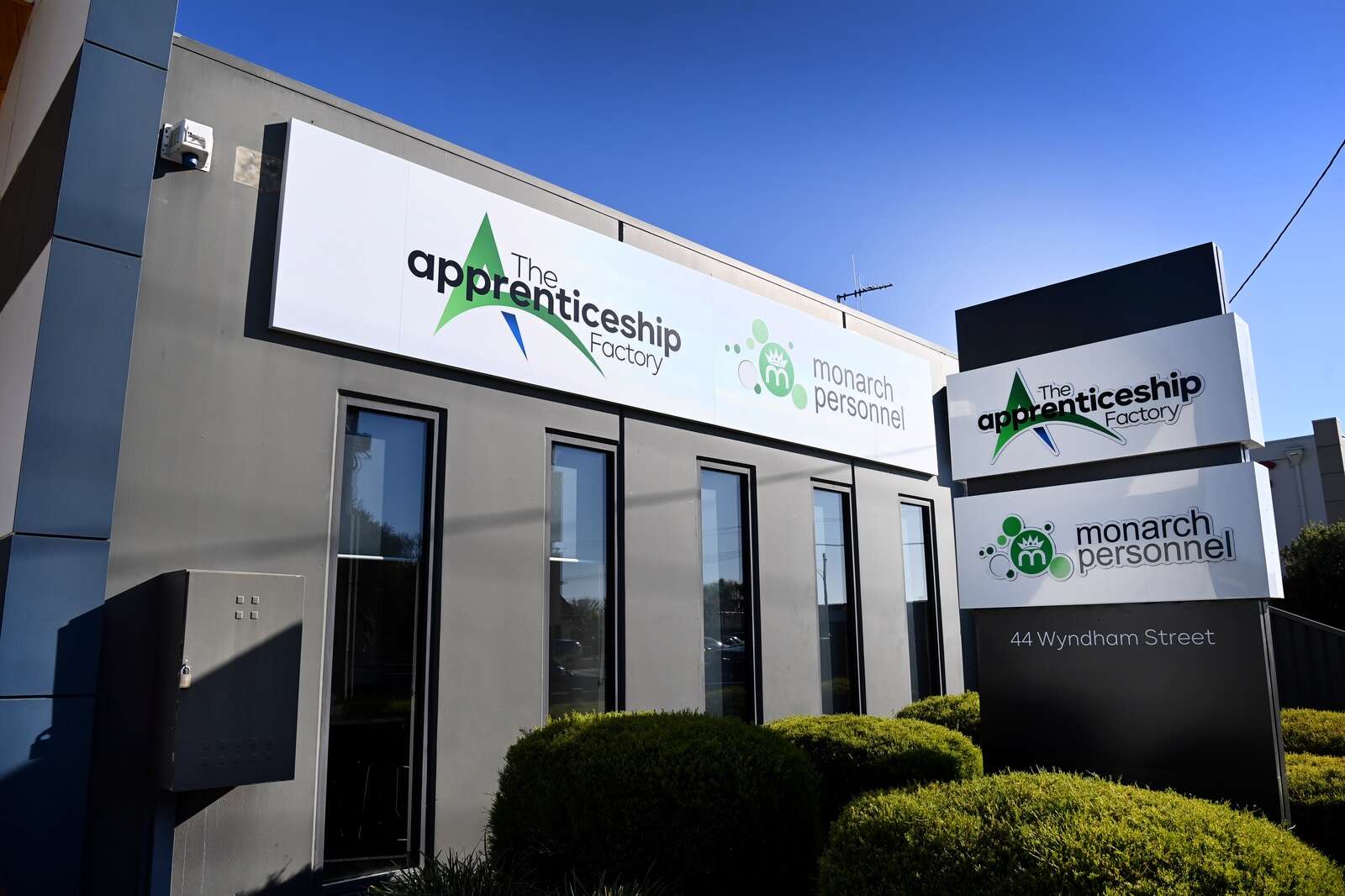 Former board members | Country News