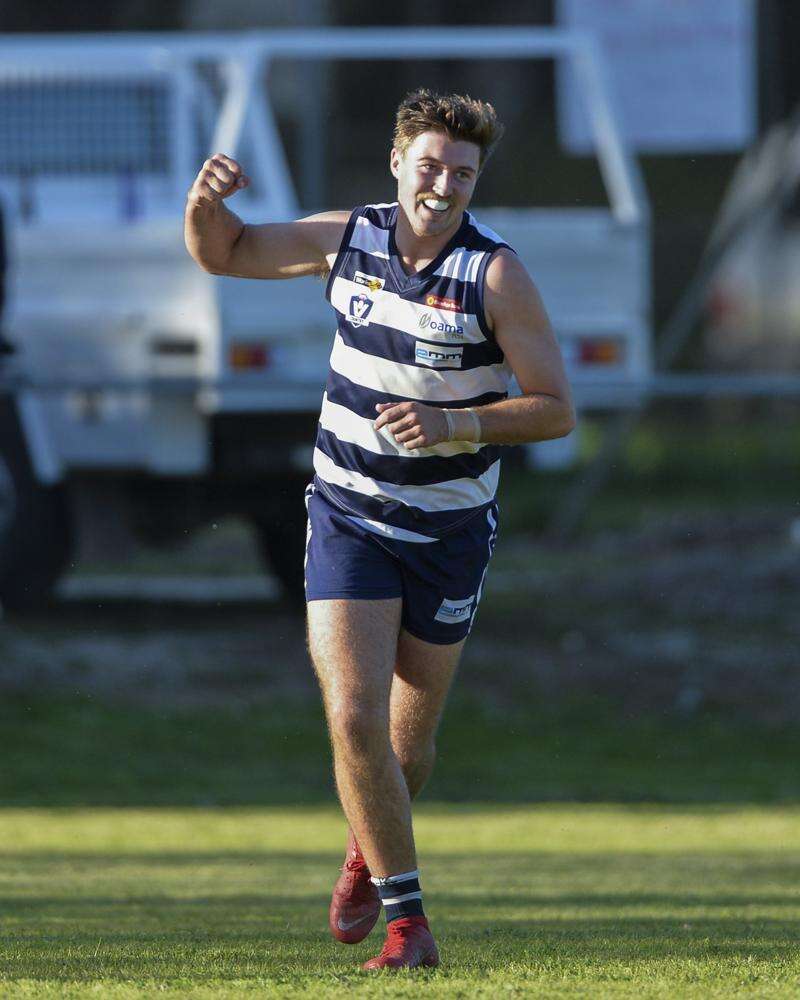 Hoppers, Cats win in HDFNL opener | Shepparton News