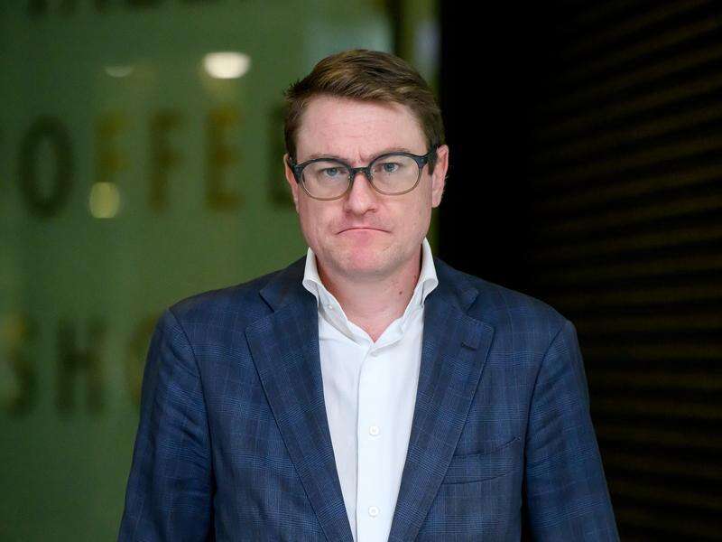 Cocaine-fuelled adviser 'disgraceful' in duping clients | Kyabram Free ...