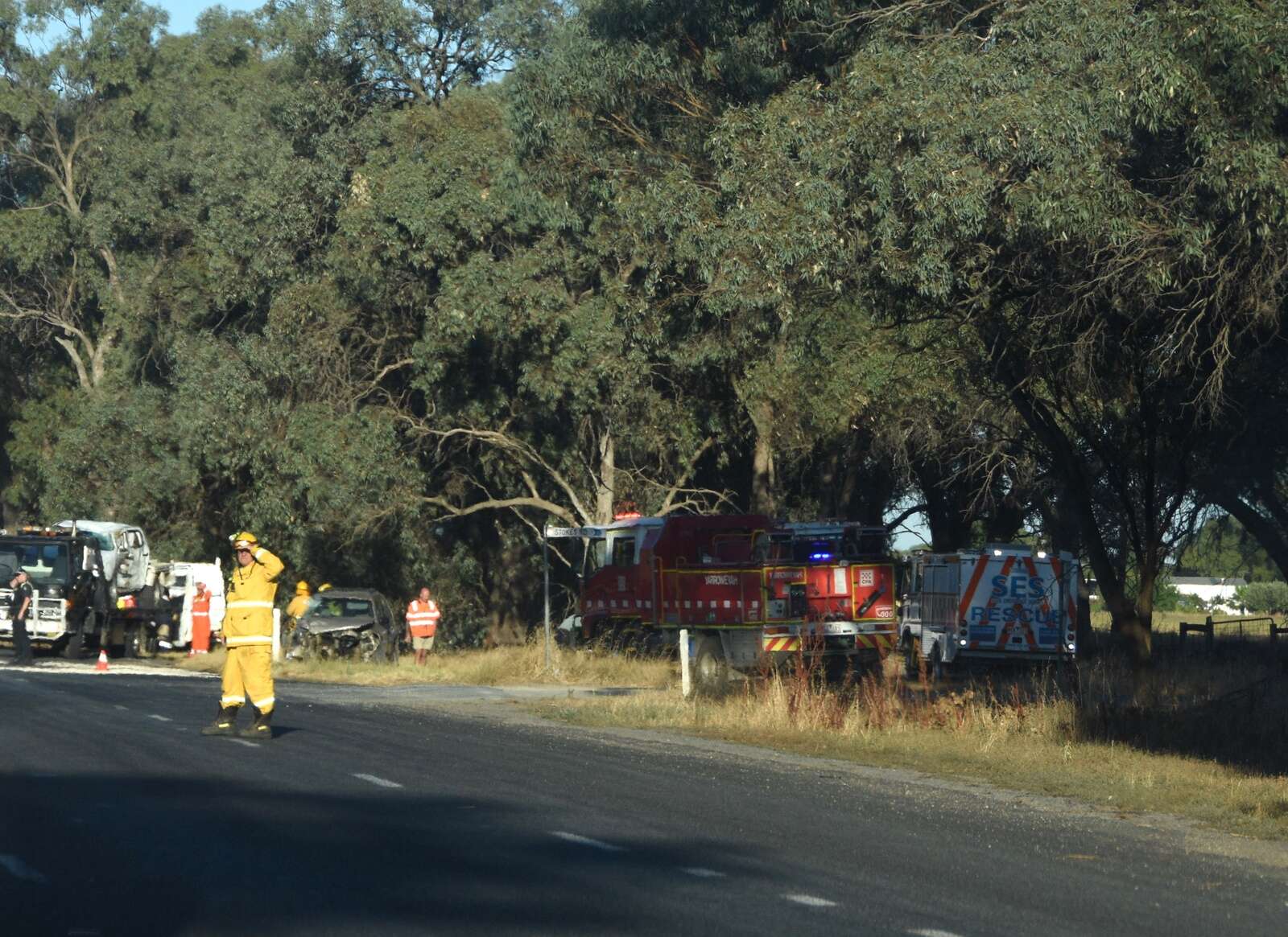 Two taken to hospital following Labuan Rd crash | Shepparton News