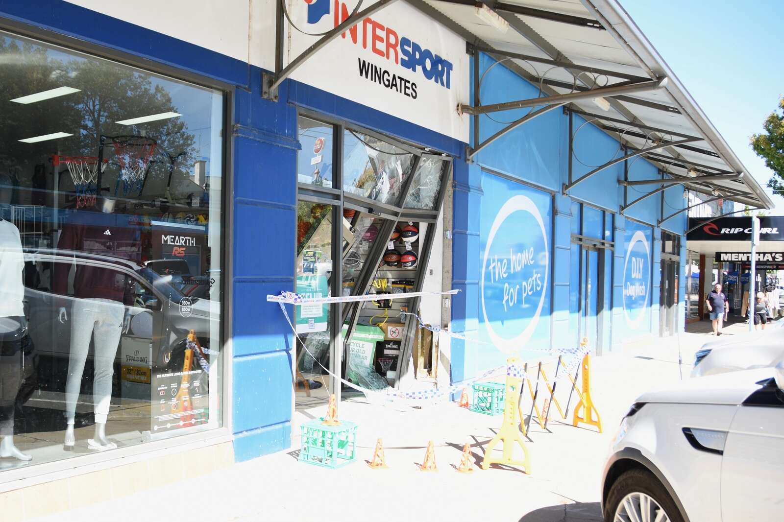 Clothing swiped, display smashed in sports store heist | Cobram Courier