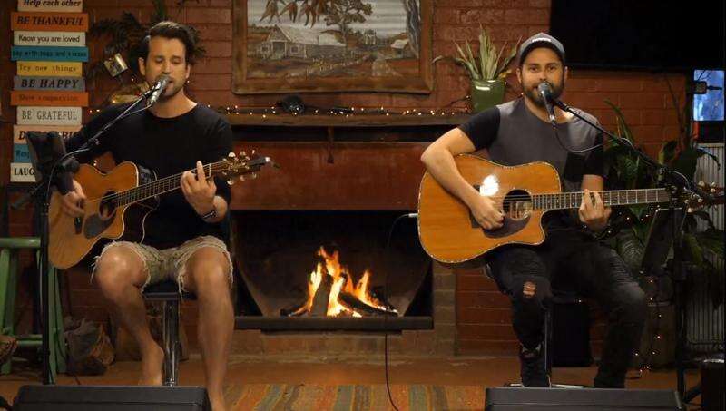 Sam + Sam sing a different tune | Shepparton News