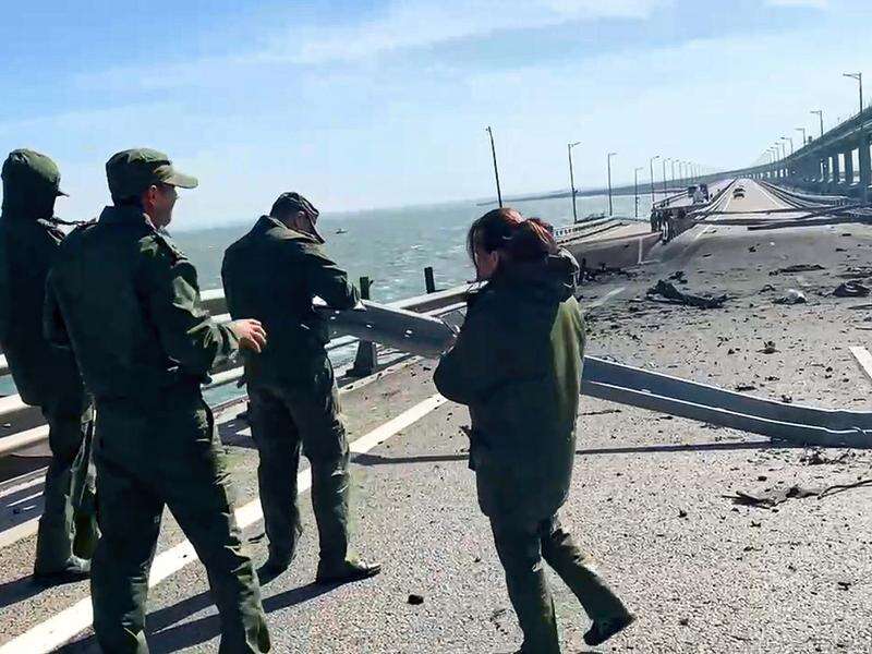 Crimea bridge damaged, new general named | Country News