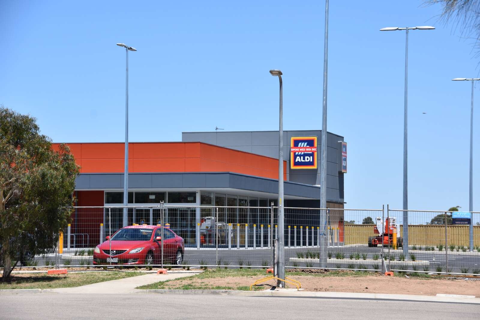 Aldi officially opens | Riverine Herald