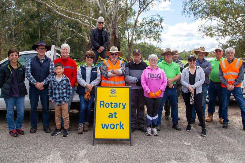 Rotary keeping Seymour clean | Seymour Telegraph